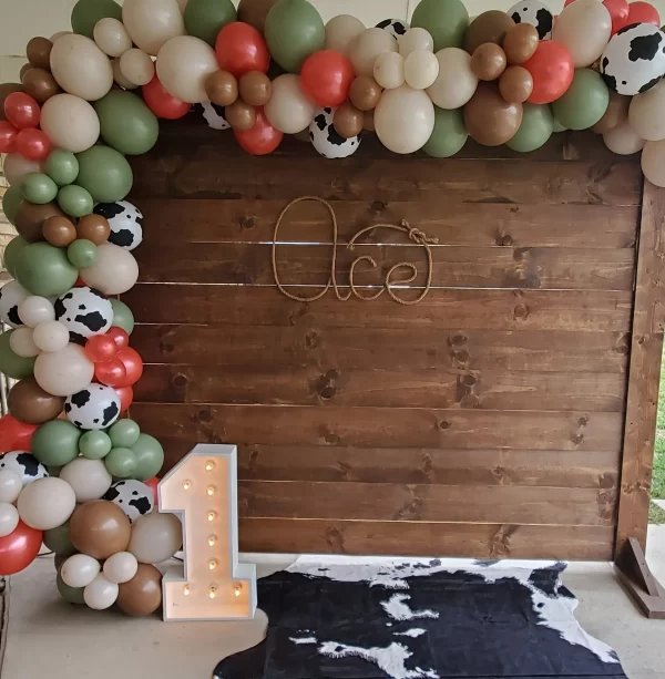 8x8 Wood Backdrop Wall Rental | Orange County CA